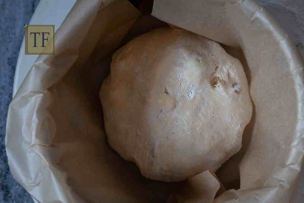 Czech Easter Bread Recipe - Mazanec - Little Things Matter food blog